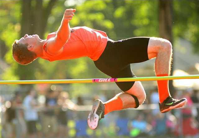 Stanek qualifies for state in three events - SWNews4U