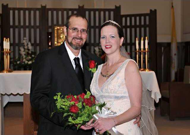 Tim and Amy Wells Scanlan - SWNews4U