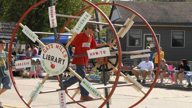 A bespoked library float - SWNews4U