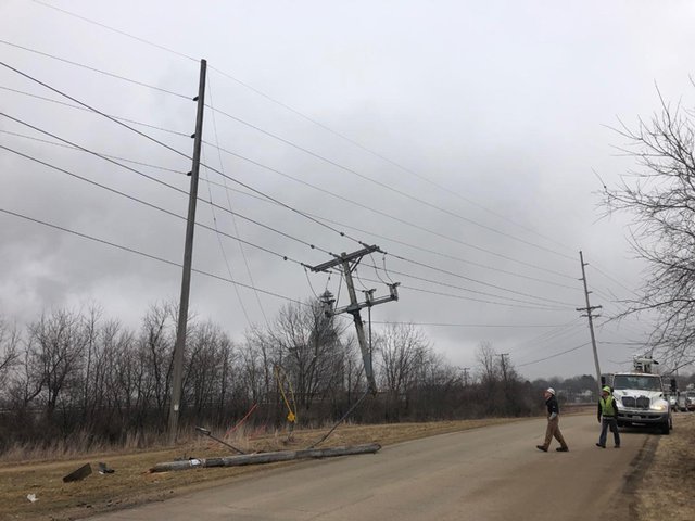 Update: Vehicle vs. pole crash causes outage - Monroe Times