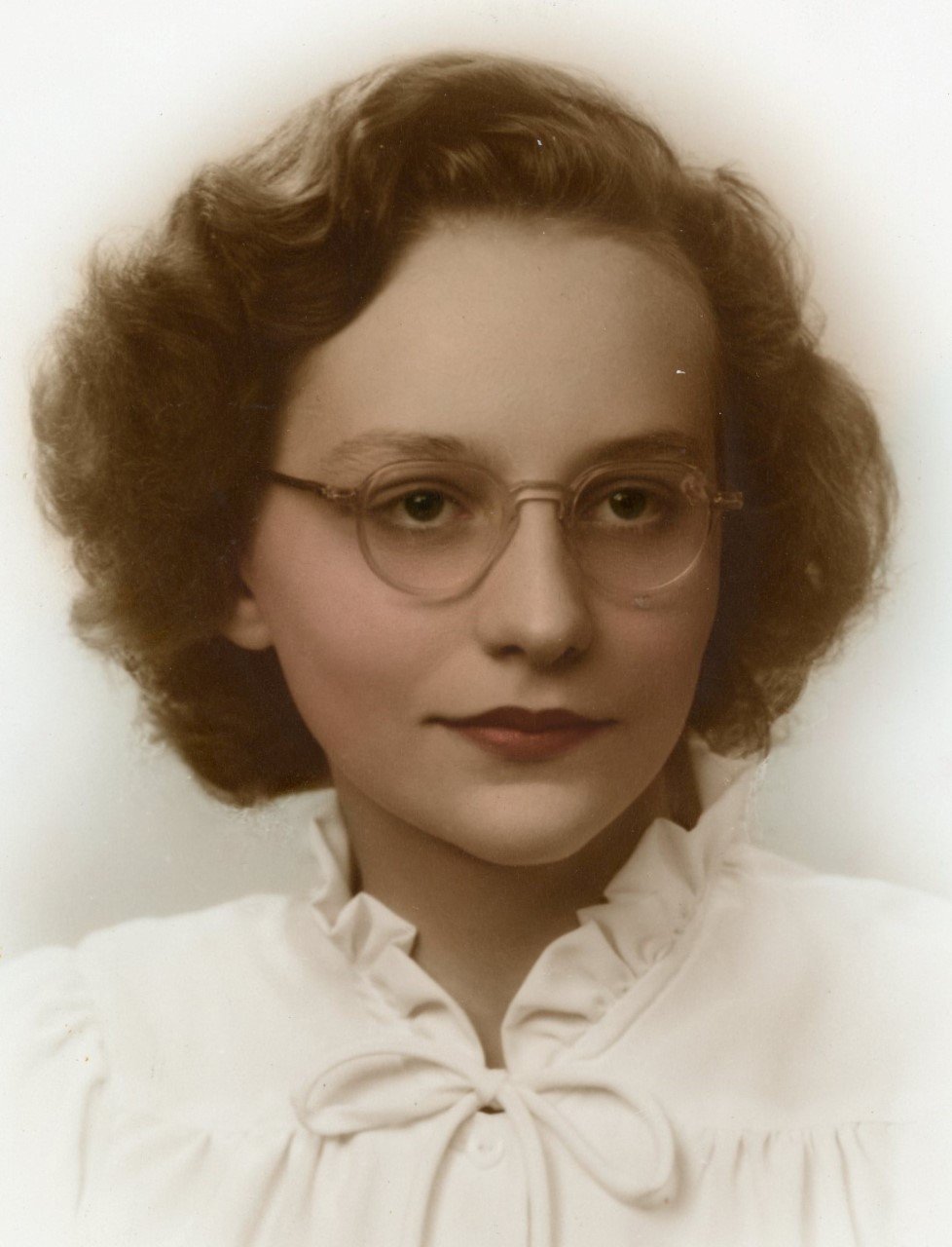 Mrs. Freeman (Edna) Berg - Monroe Times