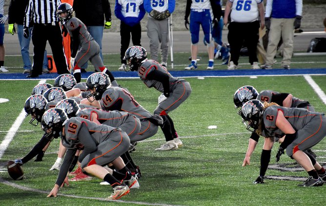 MCDONALD'S GAME OF THE WEEK (Prep football): Black Hawk/Warren 38 ...