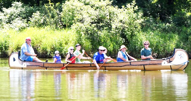 Competition was lively in Wisconsin River Canoe Races - SWNews4U