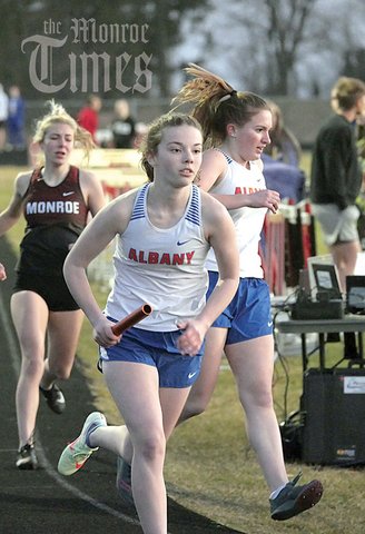 Comets looking to soar to UW-LAX - Monroe Times
