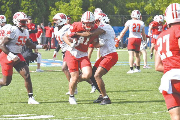 Seagreaves, Badgers prep for 2023-24 season - Monroe Times
