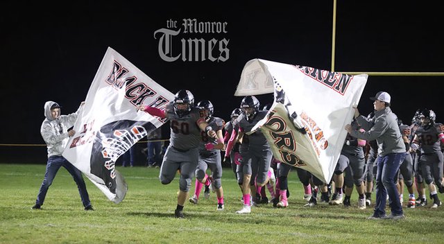 FB SWS at Black Hawk-Warren Level 1 10-20-23 - Monroe Times