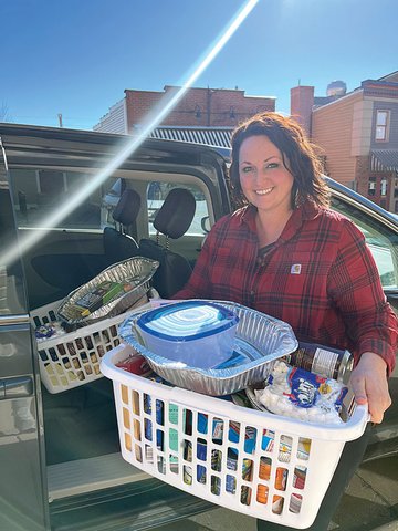 Rise Real Estate donates 15 Blessing Baskets - Monroe Times