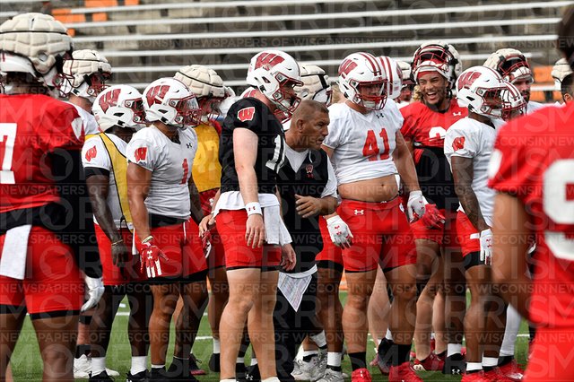 Red! Set! Hut! - Monroe Times