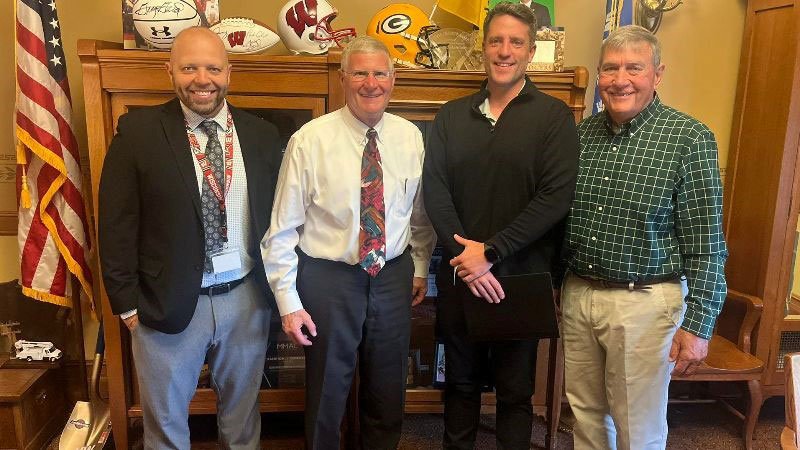 Marklein: Celebrate Dairy Month on a Farm - Monroe Times