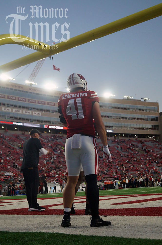 Badgers open season with 17-0 win over Miami (Ohio) - Monroe Times